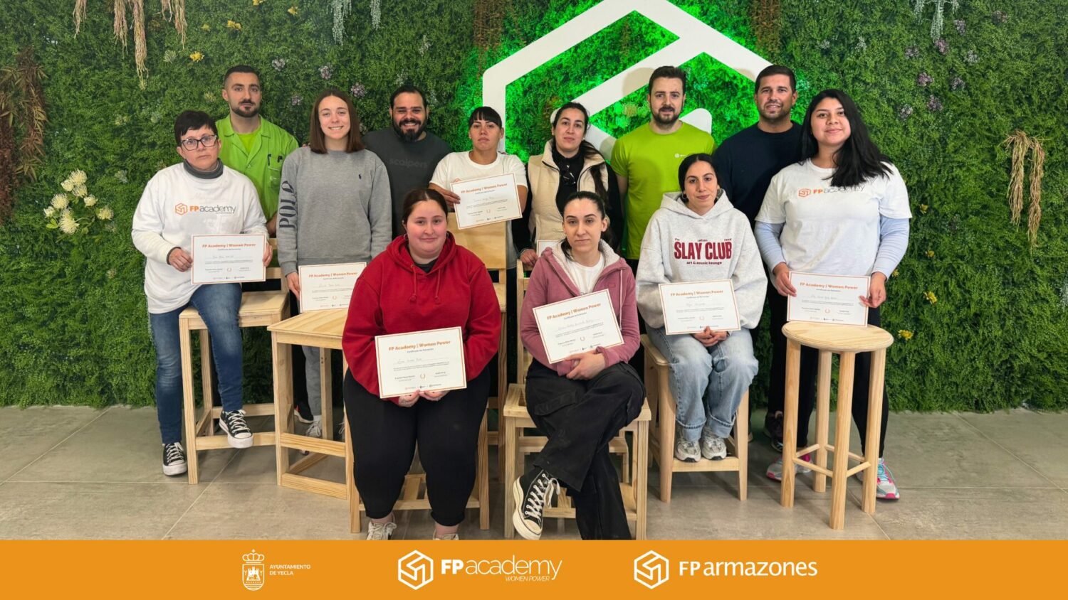 Ocho mujeres completan con éxito el programa FP Academy | Women Power en Yecla